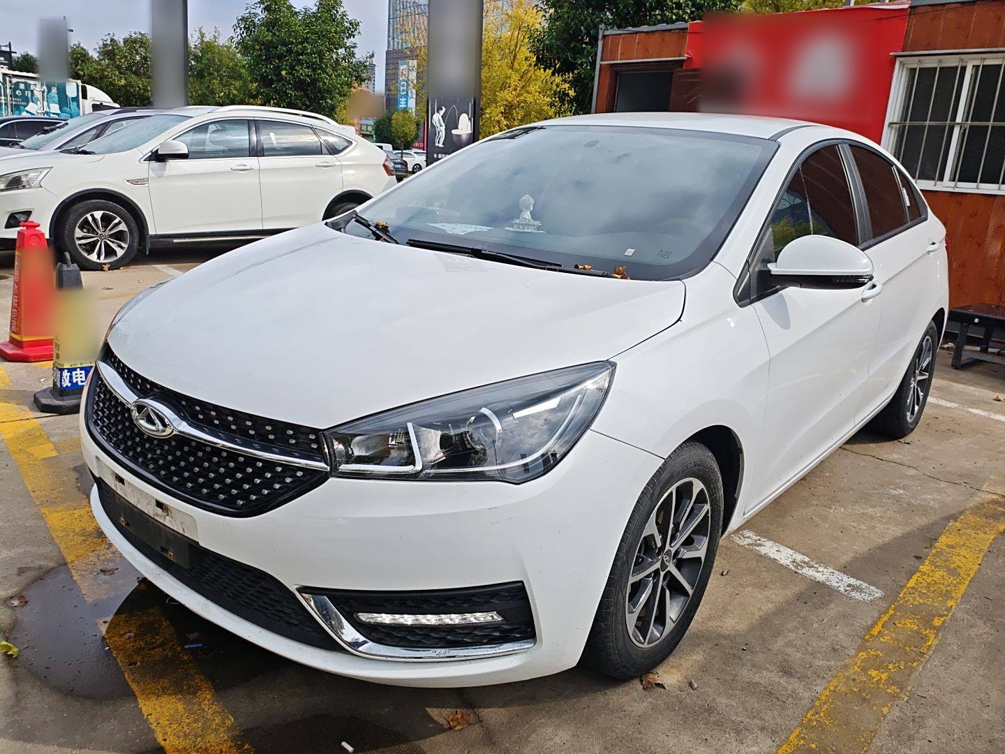 Used Chery Arrizo 5 2021 1.5L White 37400km MT 5 Seats for Sale - Cheap ...
